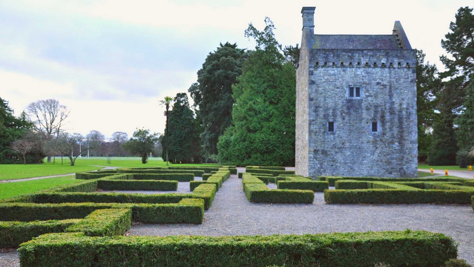 Phoenix Park Guide: Things To Do, Parking & Cafe (2024)