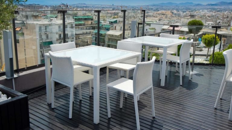 15 Best Rooftop Restaurants In Mumbai For Romantic Dinner