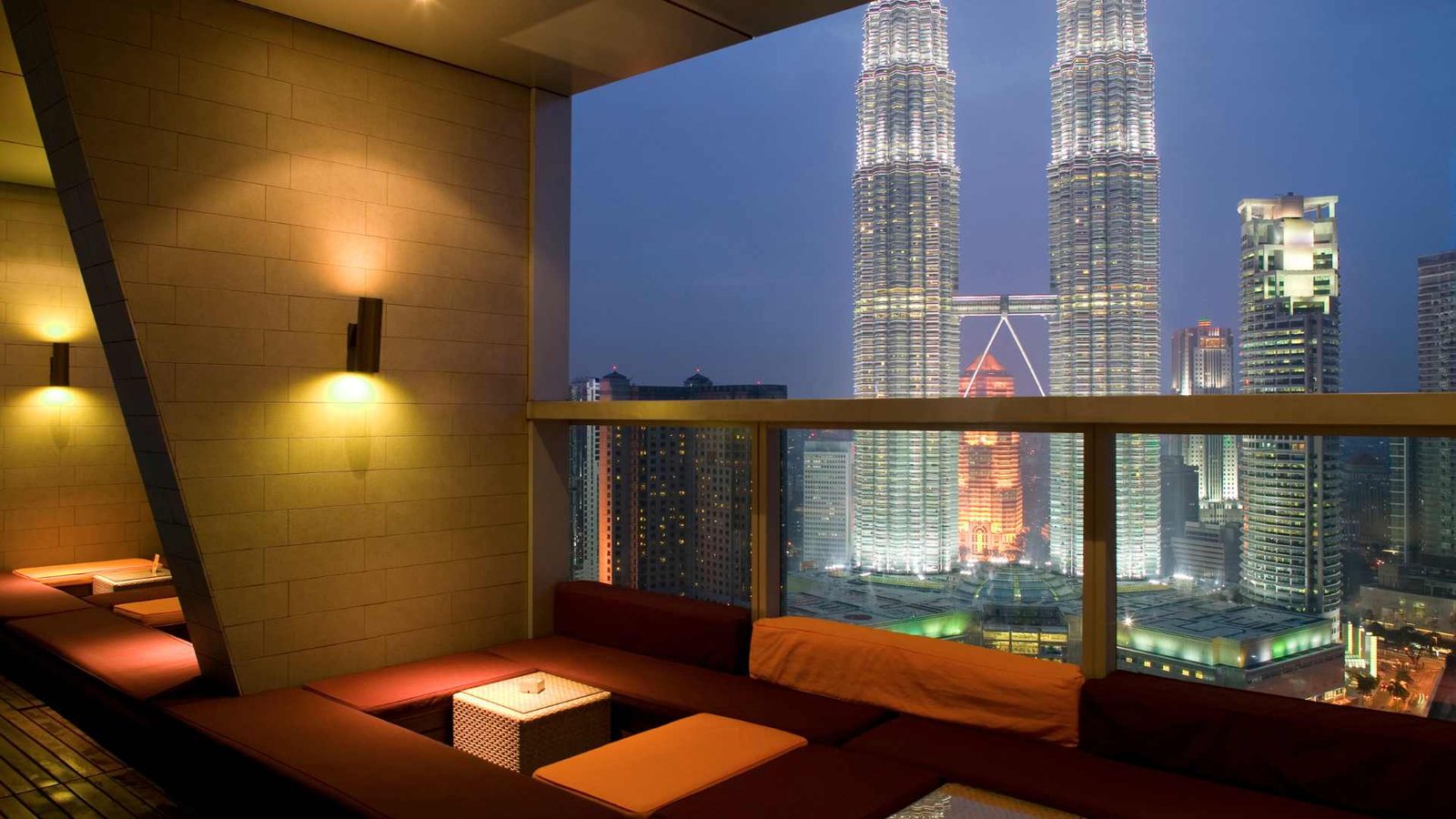 15 Best Rooftop Restaurants In Mumbai For Romantic Dinner